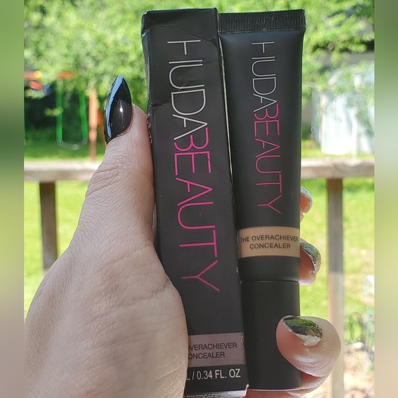 HUDA BEAUTY | Makeup | 55 Huda Beauty The Overachiever High Coverage ...